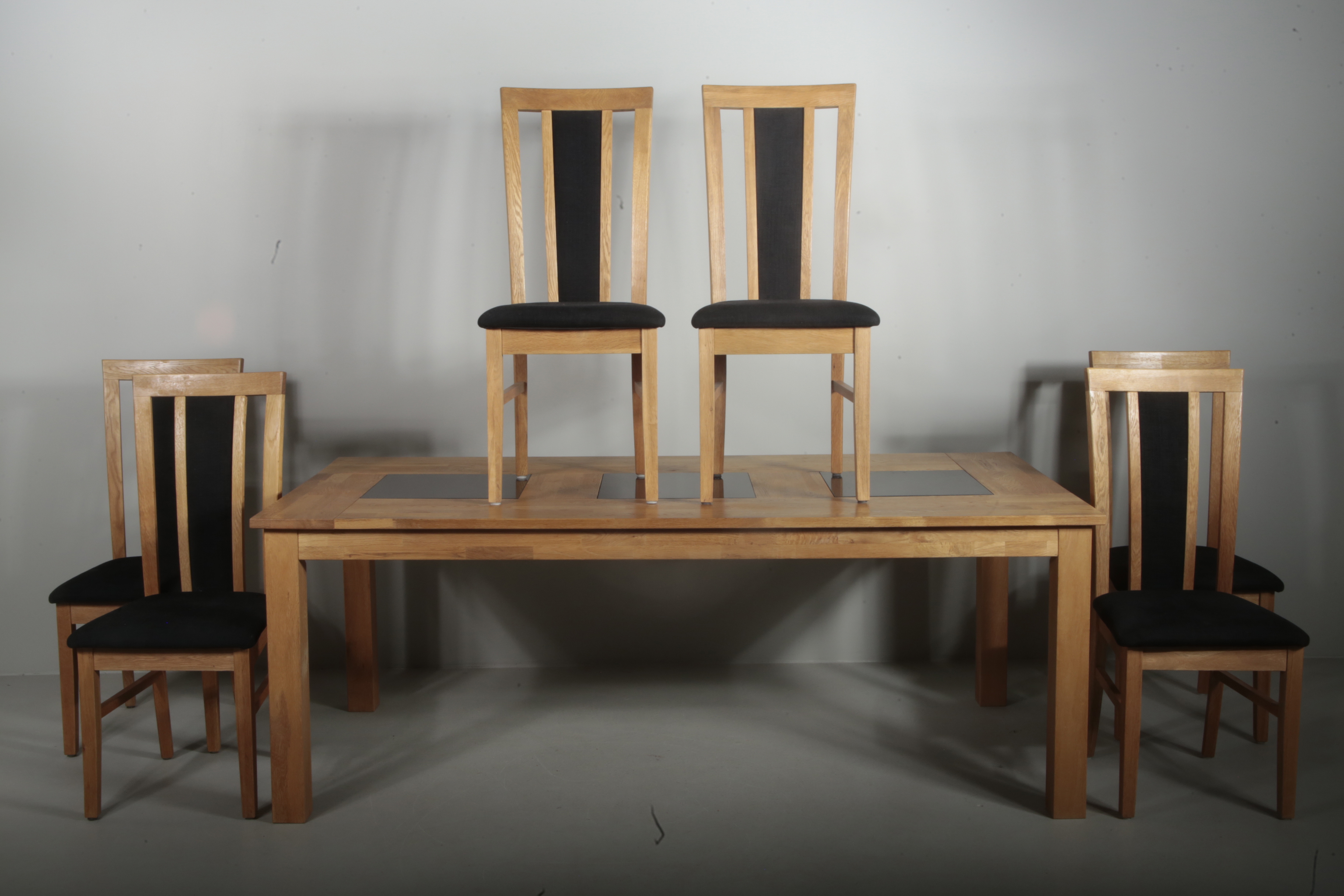 Matgrupp ek, modern | Auktion