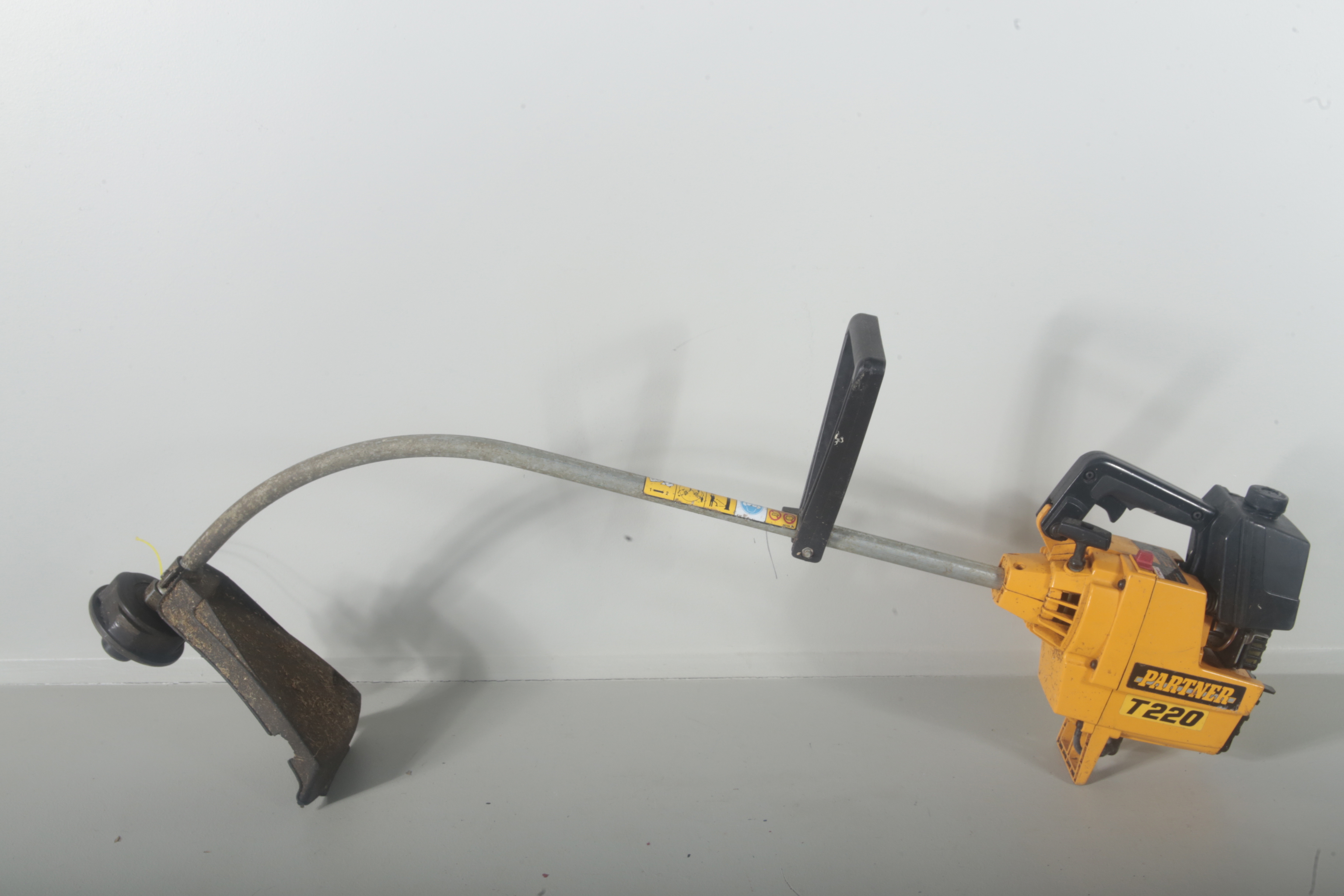 Grästrimmer Partner T220 | Auktion